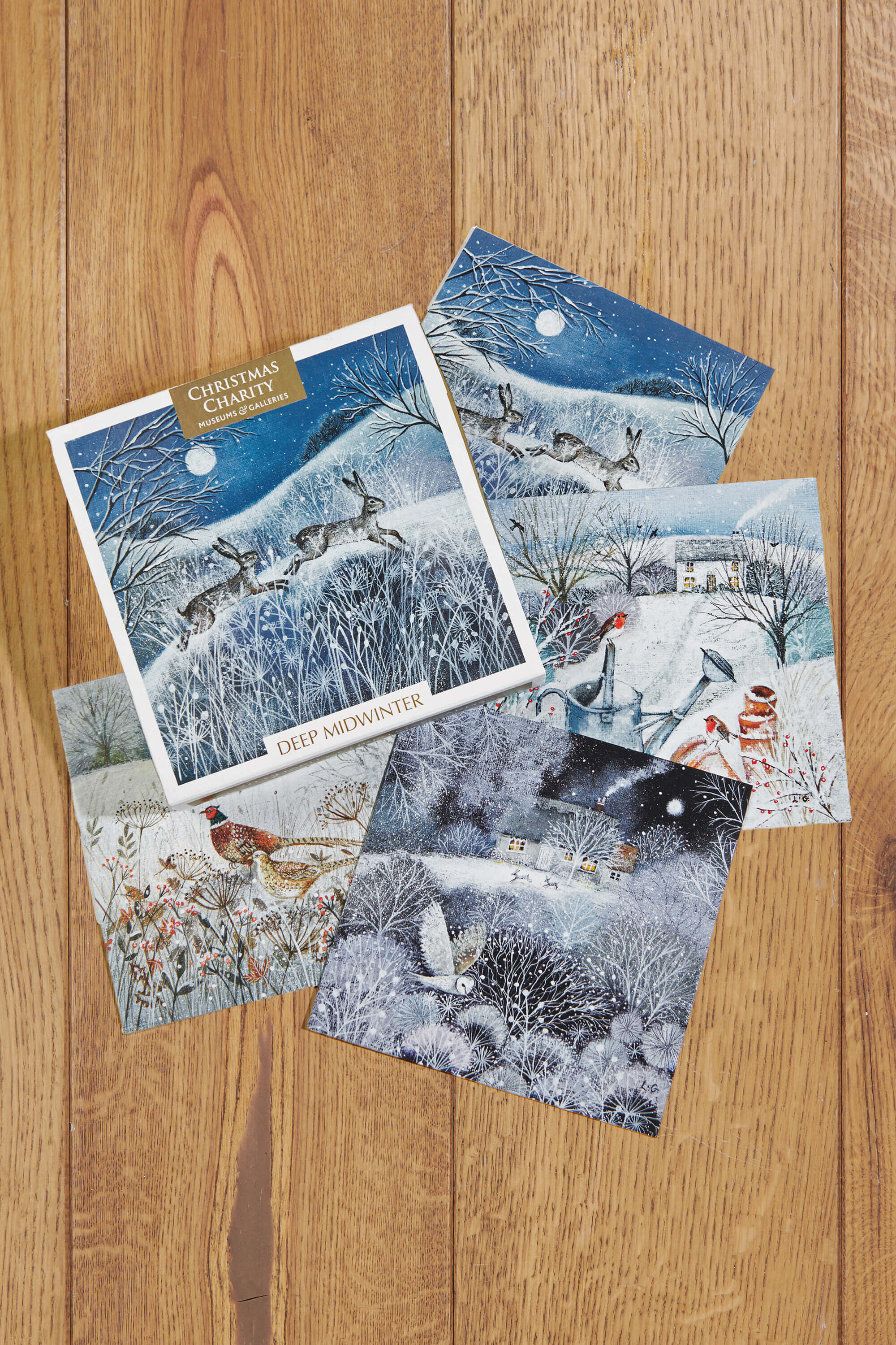 Christmas cards | JR905 | Not Available | Cotswold Collections